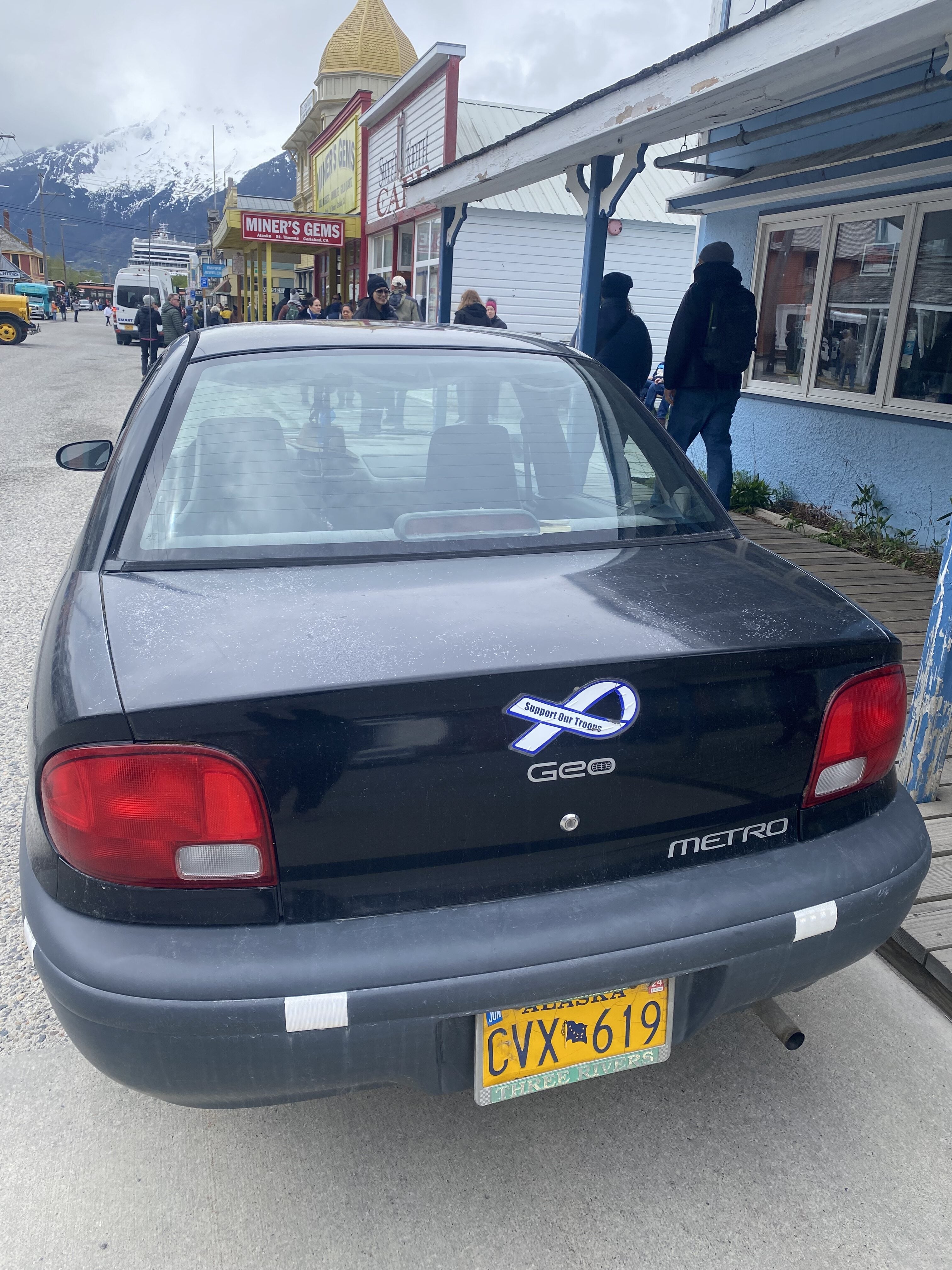 What old non-classic/collectible/prestige car did you see today? - Page ...