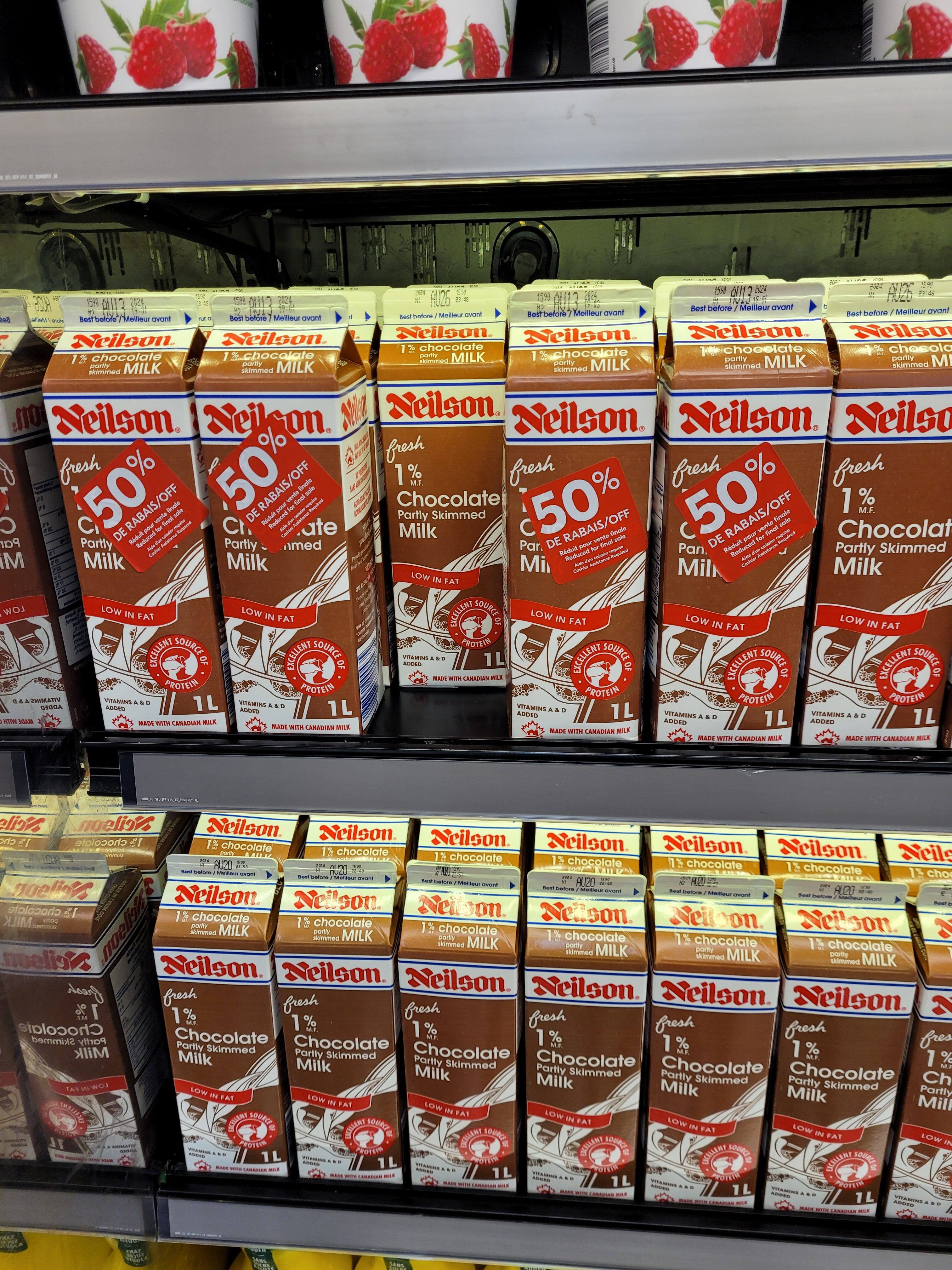 [Shoppers Drug Mart] 50% off Neilson 2% & 1% 4L Milk **Store Specific ...