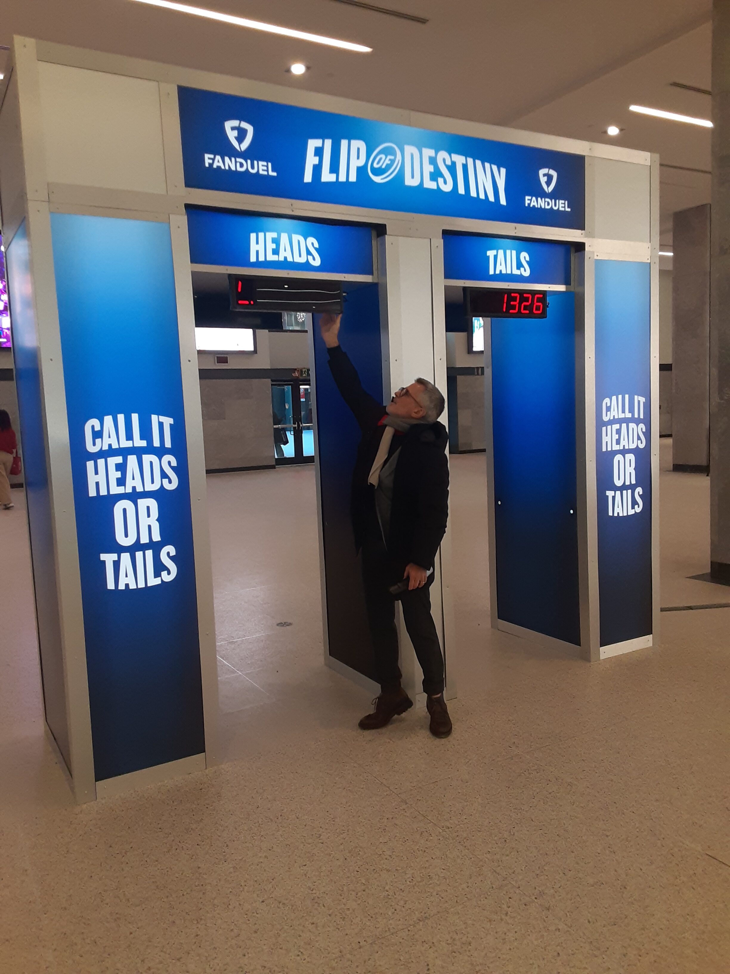 [Toronto Union Station] Rio Mare tuna (Bay kiosk) The Brick (York ...